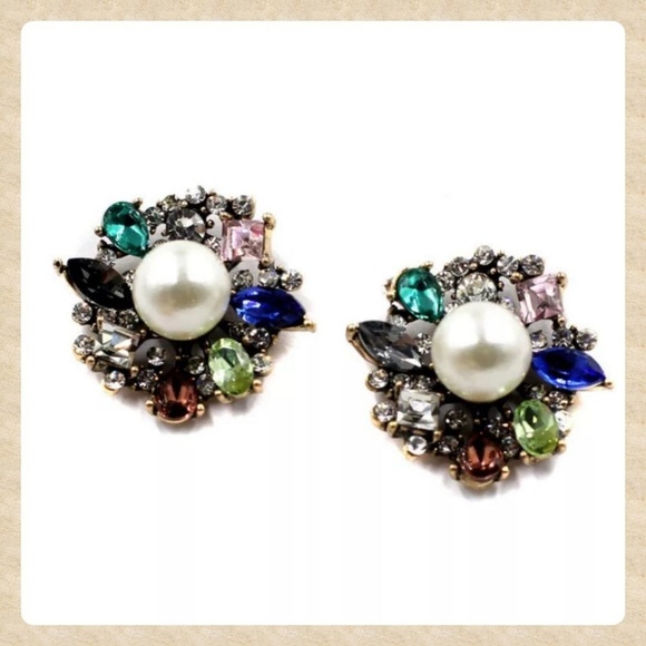 A Proper Pick | Jewelry | Vintage Styled Pearl Jewel Earrings | Poshmark